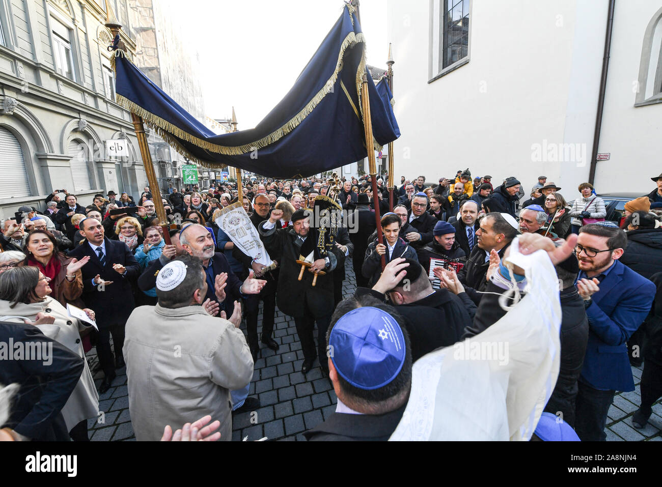 Torah rolls hi-res stock photography and images - Alamy