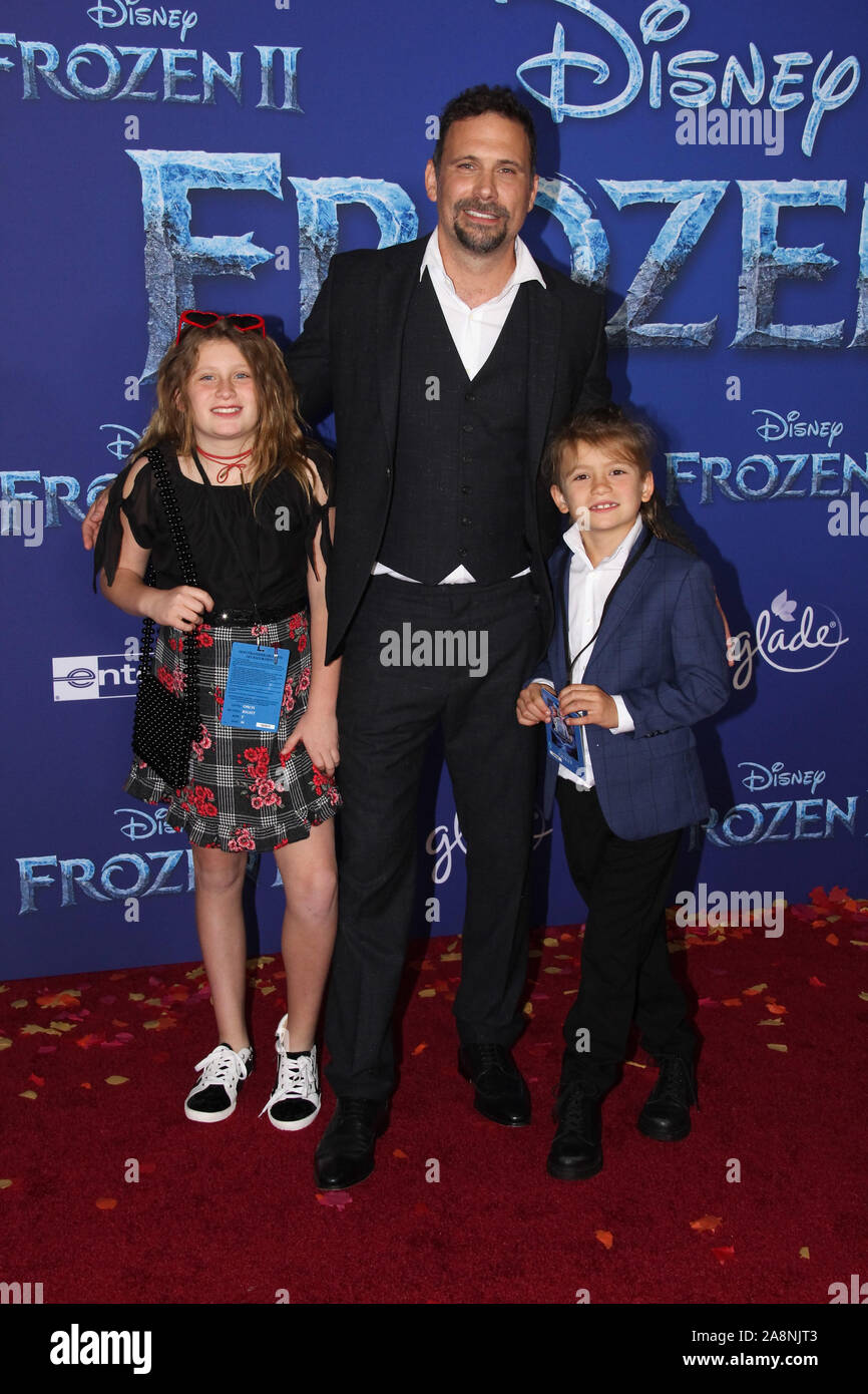 Jeremy sisto and children hi-res stock photography and images - Alamy