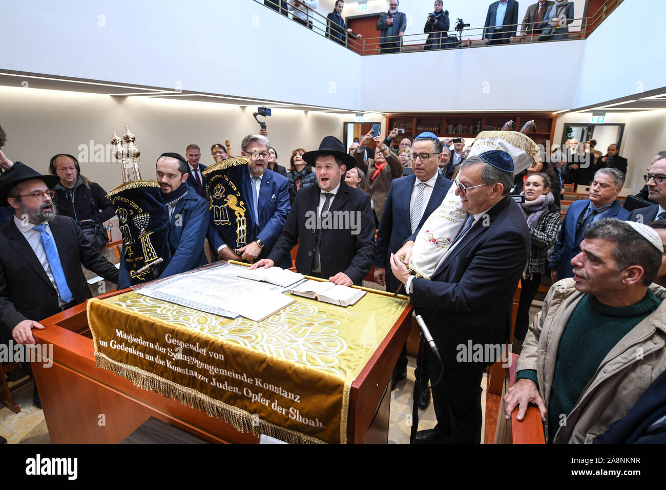 Tora rolls hi-res stock photography and images - Alamy