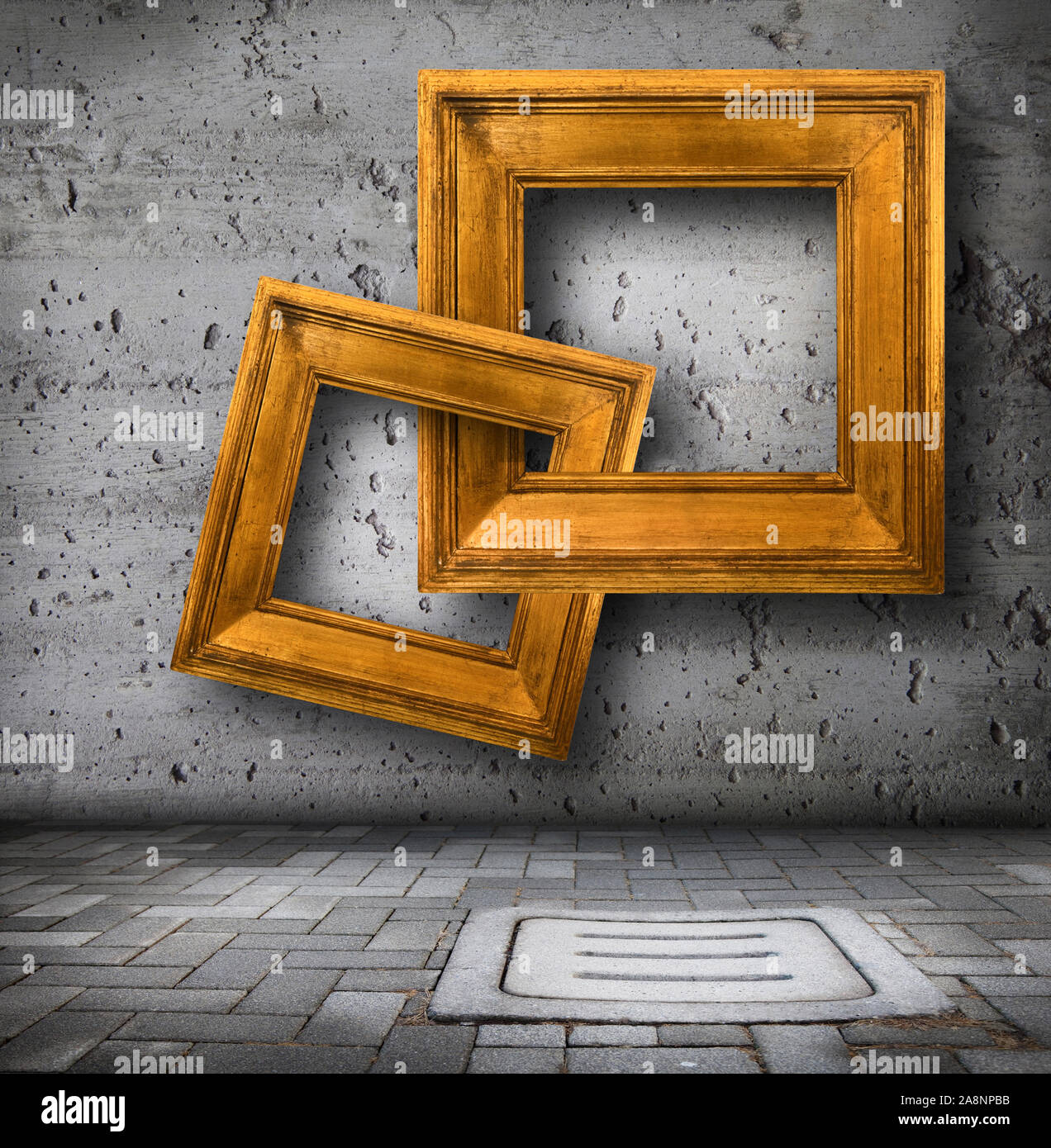 Old frames hanging on the wall Stock Photo - Alamy