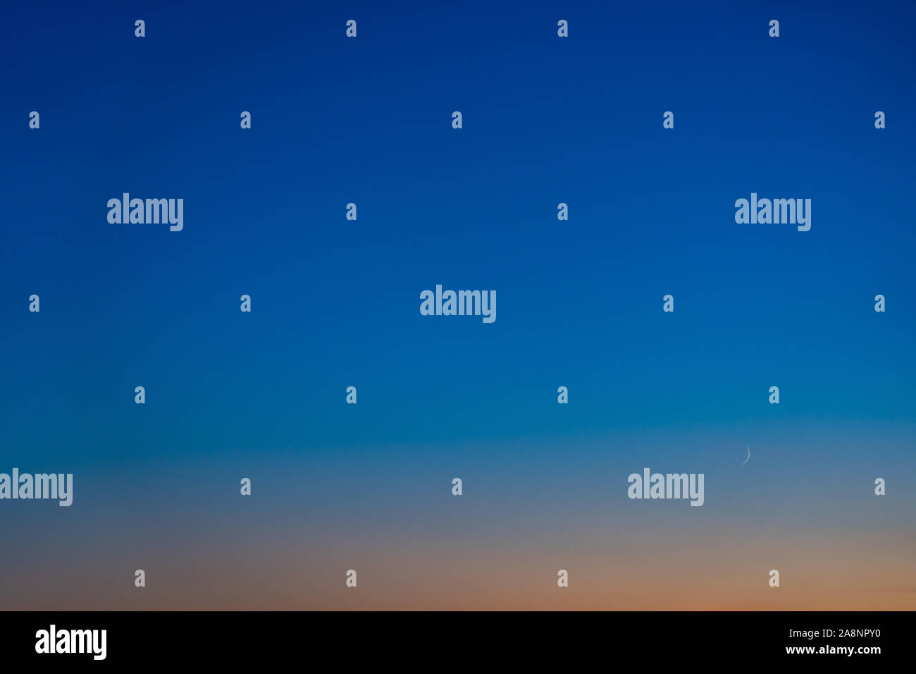 Clear sky with no clouds hi-res stock photography and images - Alamy