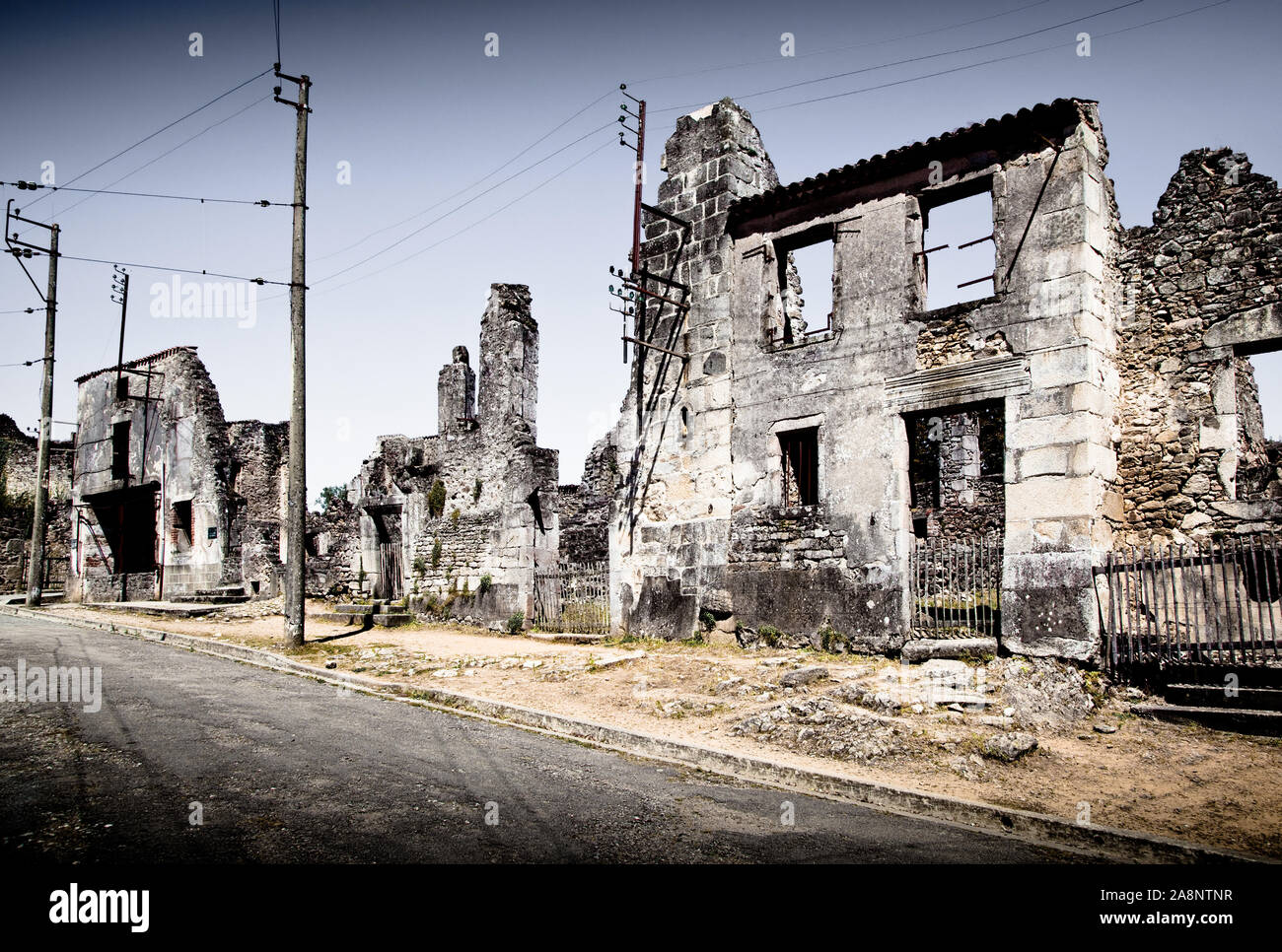 Rubble ruins second world war hi-res stock photography and images - Alamy