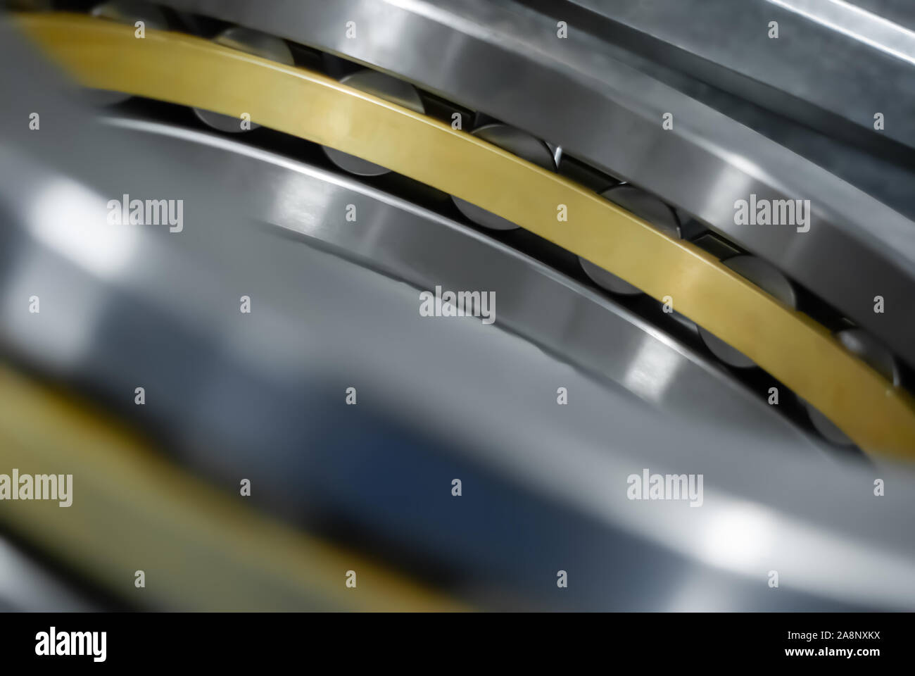 Cylindrical roller bearing hi-res stock photography and images - Alamy