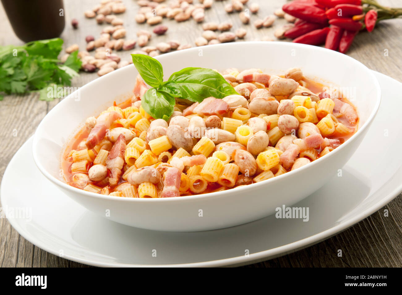 Pasta and beans hi-res stock photography and images - Alamy