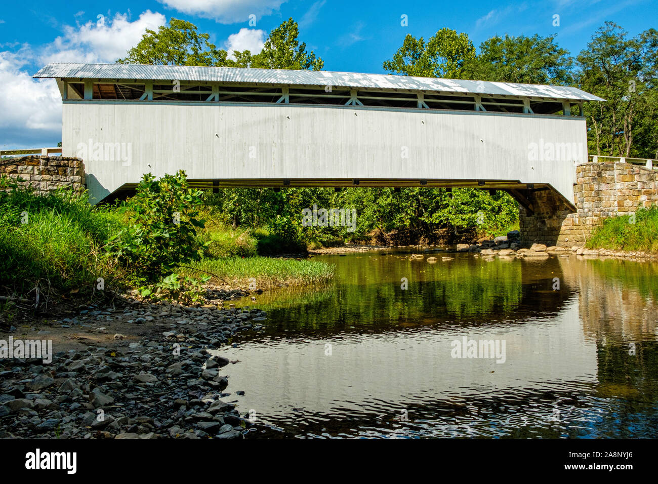 Timber truss bridge hi-res stock photography and images - Alamy