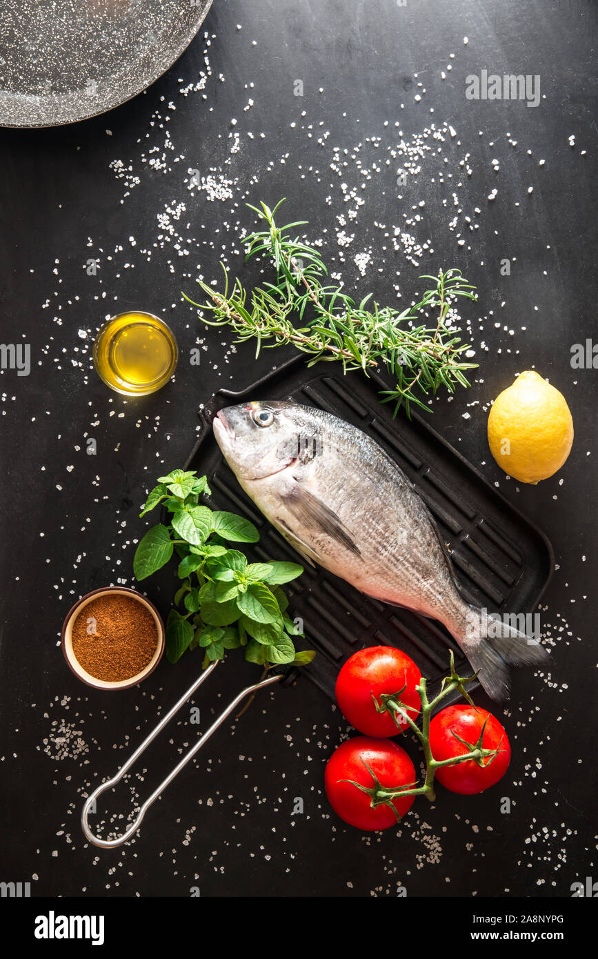 Ingredients for the preparation of a grilled fish Stock Photo - Alamy