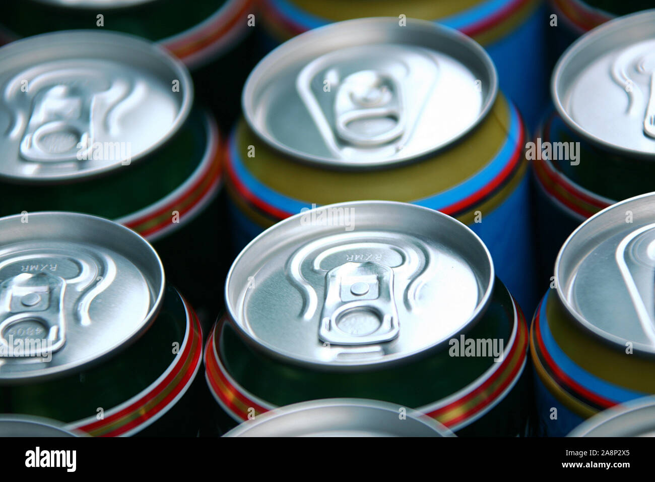 full background with aluminium can Stock Photo - Alamy