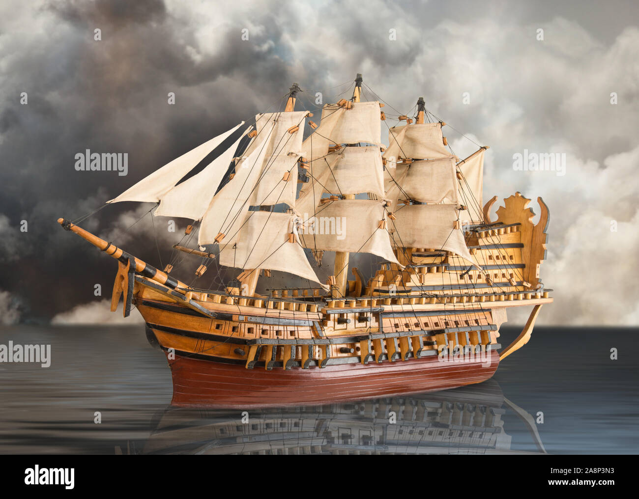 Old galleon hi-res stock photography and images - Alamy