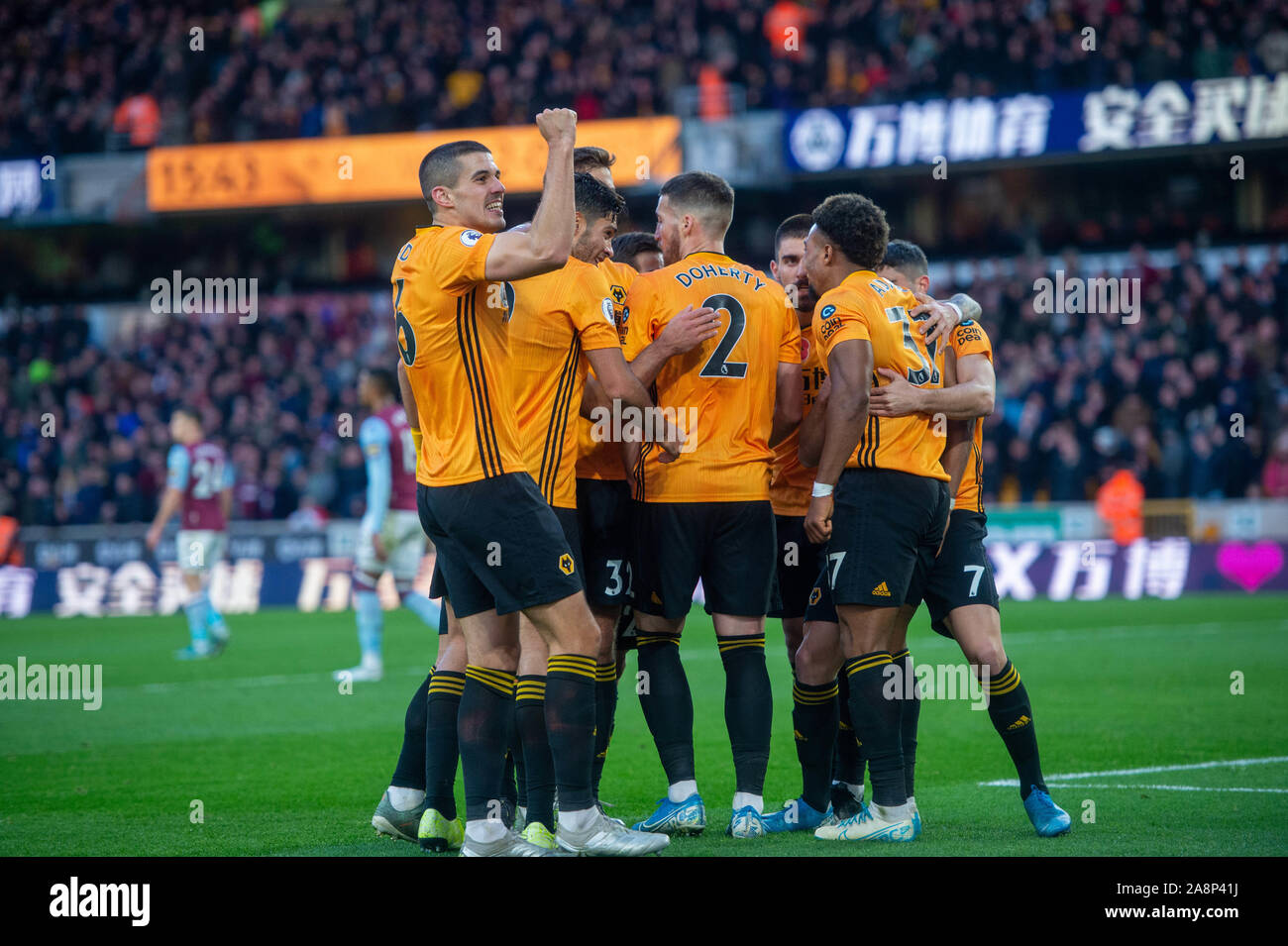 Wolverhampton wanderers team hi-res stock photography and images - Alamy