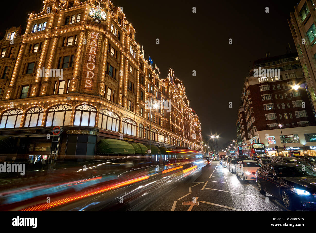 Harrods christmas decorations hi-res stock photography and images - Alamy