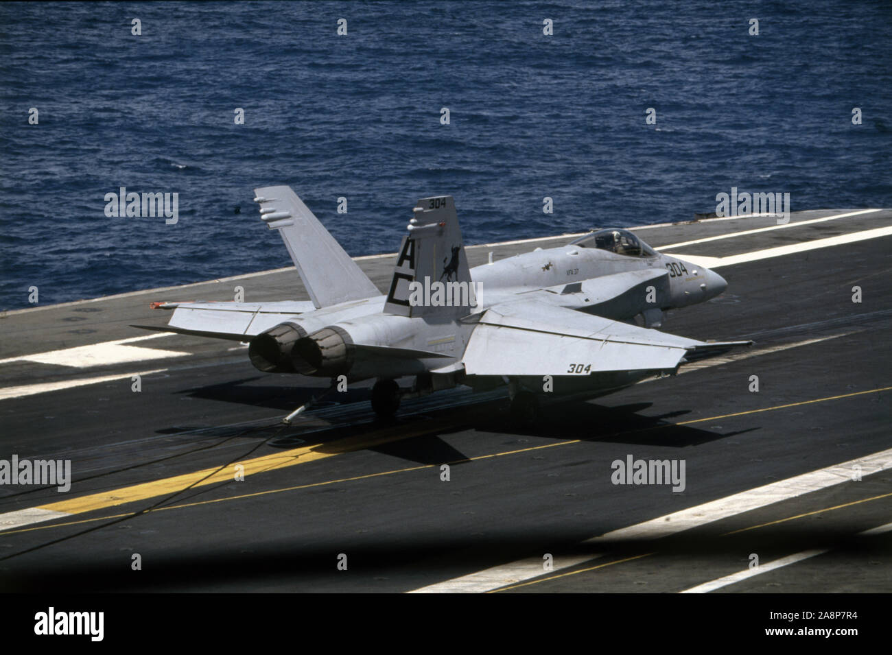 US NAVY / United States Navy Flugzeugträger Kitty-Hawk-Klasse ...