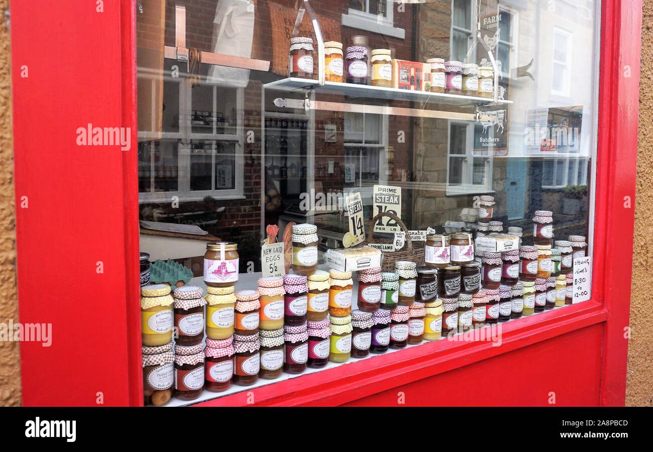 Butchers shop window hi-res stock photography and images - Alamy