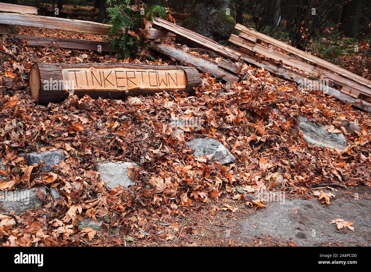 Split word sign hi-res stock photography and images - Alamy