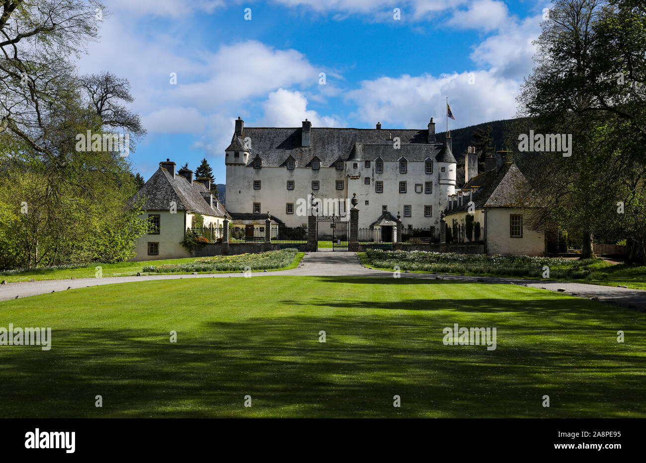 Traquair house, innerleithen hi-res stock photography and images - Alamy