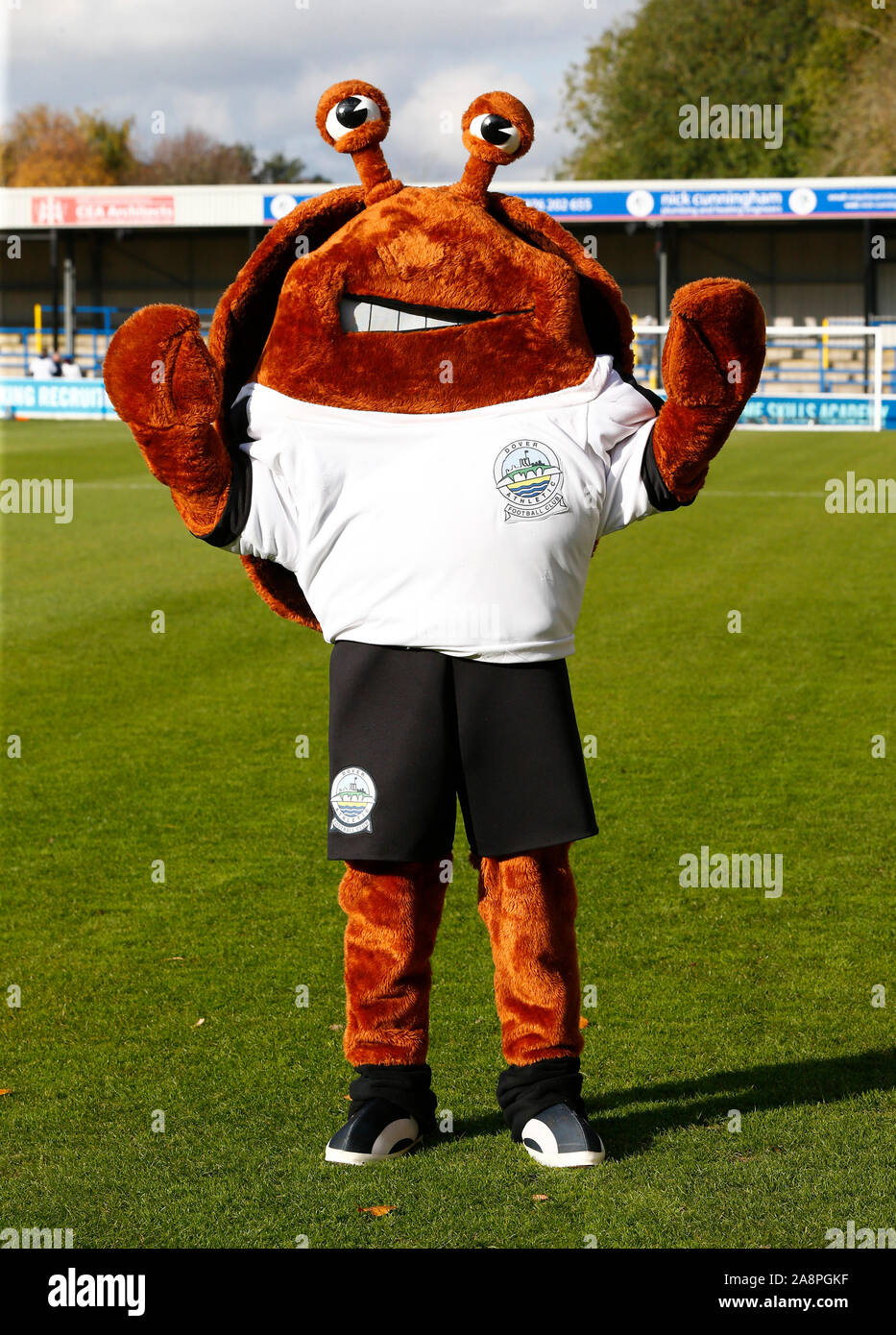 Southend united mascot hi-res stock photography and images - Alamy