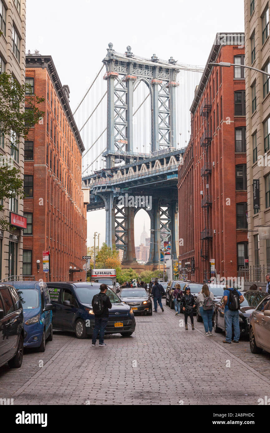 Brooklyn bridge from dumbo hi-res stock photography and images - Alamy