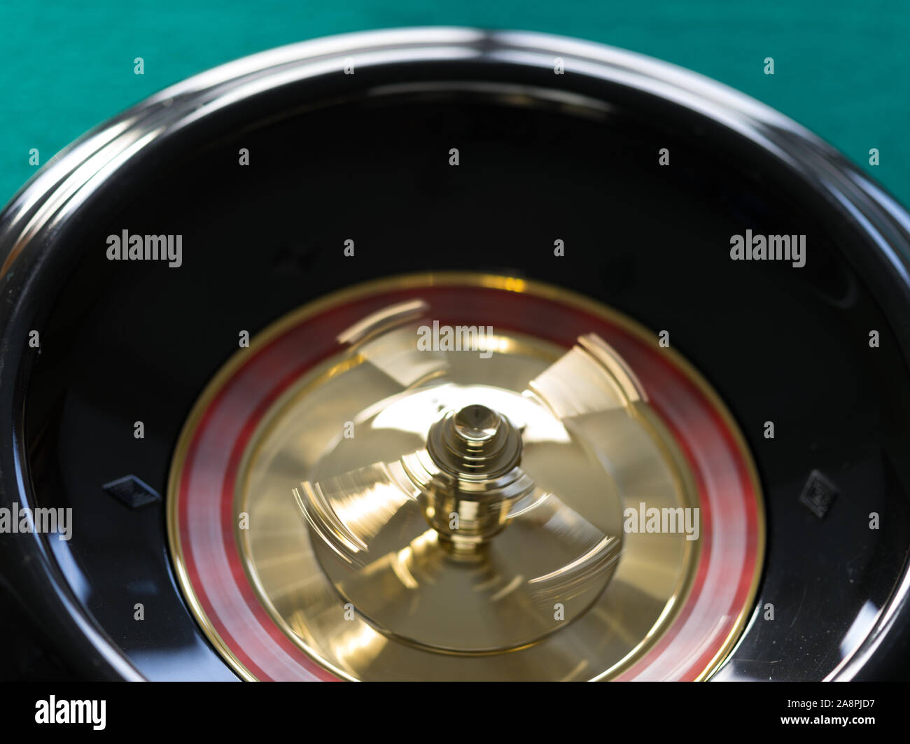Roulette wheel spinning ball hi-res stock photography and images - Alamy