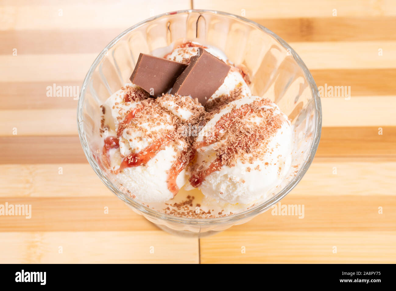 Ice cream balls hi-res stock photography and images - Alamy