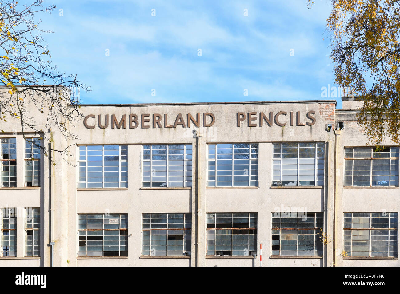 Pencil factory uk hi-res stock photography and images - Alamy