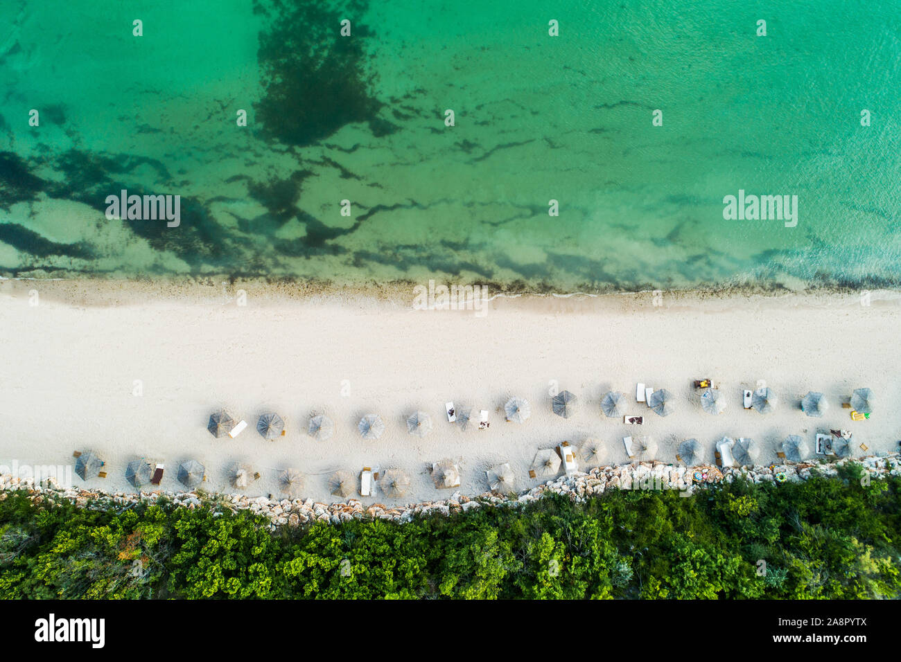 Aerial tropical island resort white hi-res stock photography and images ...