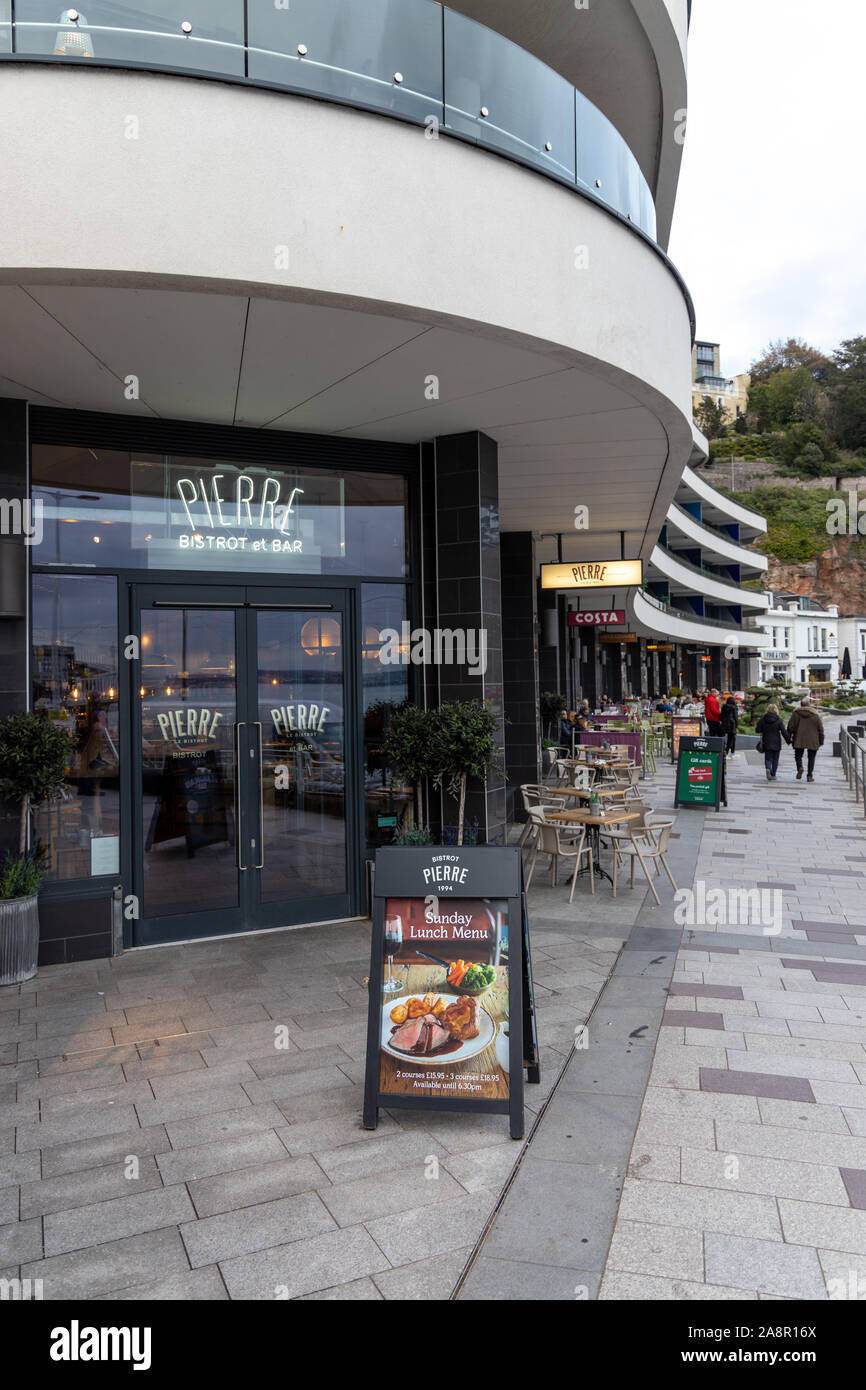 Pierre Bistrot and Bar, Torquay seafront Stock Photo - Alamy