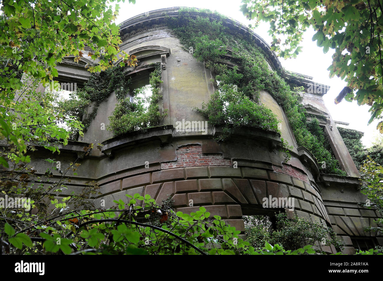 Welsh mansion abandoned hi-res stock photography and images - Alamy