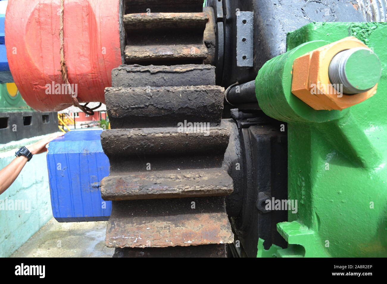 Gears of factory machinery Stock Photo - Alamy