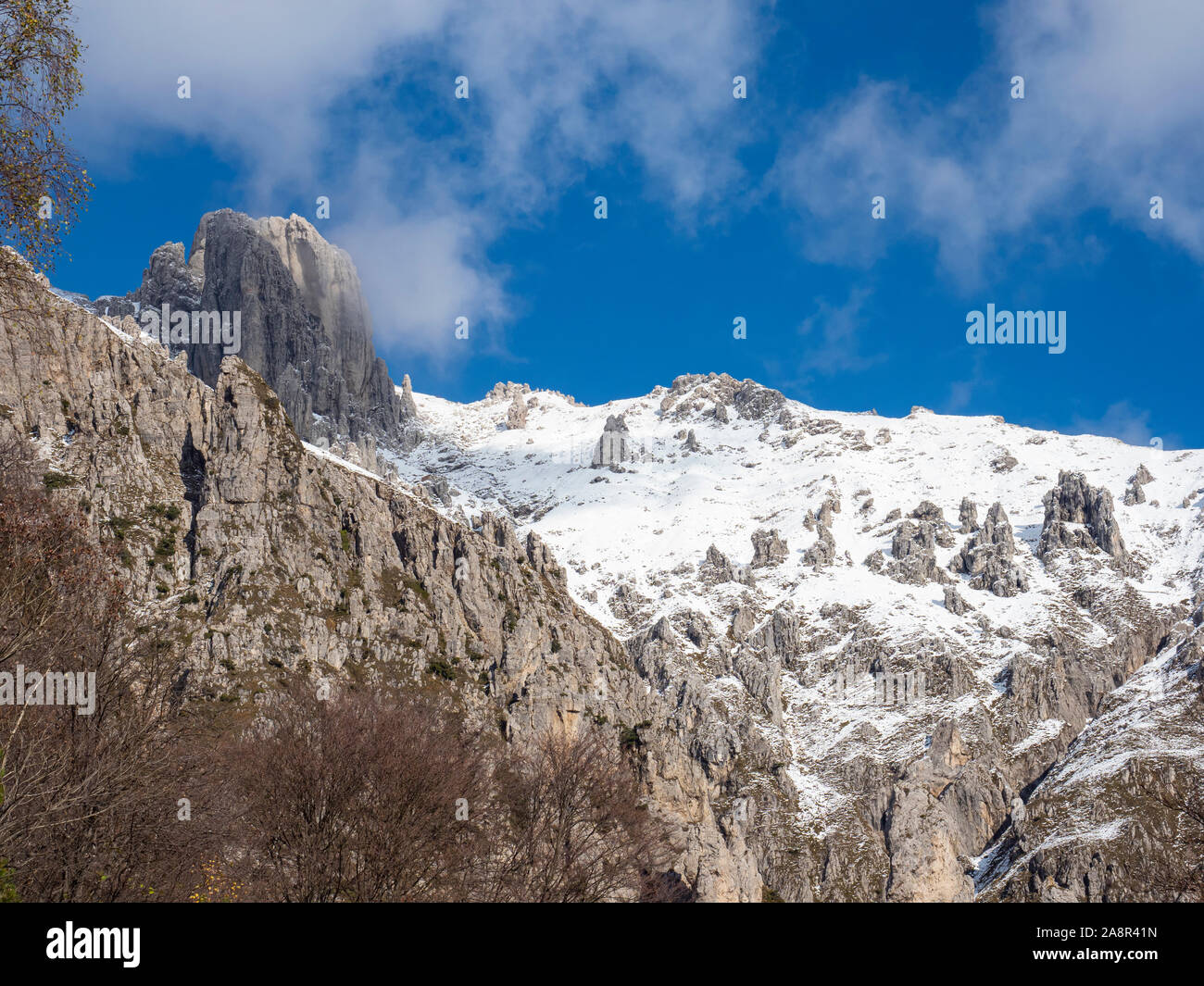Grigna settentrionale mountain hi-res stock photography and images - Alamy