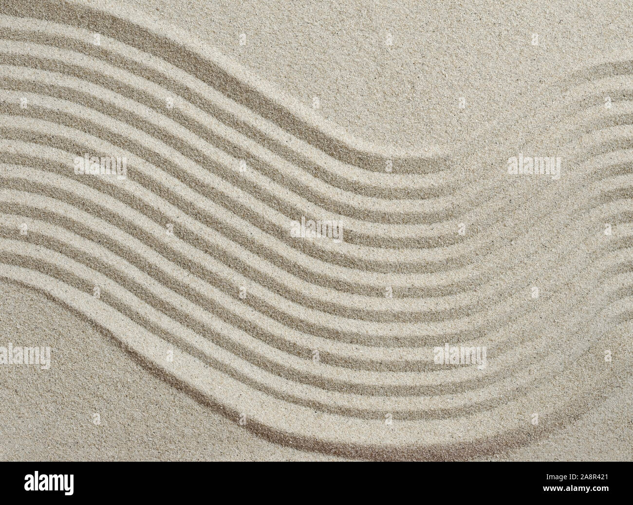 Japanese zen garden textured sand hi-res stock photography and images ...