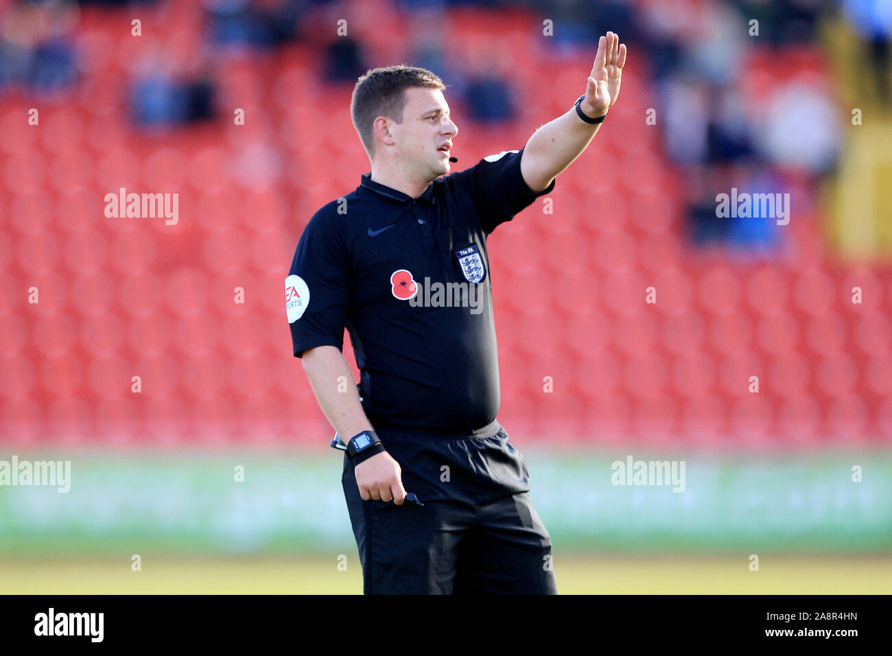 Josh smith referee hi-res stock photography and images - Alamy