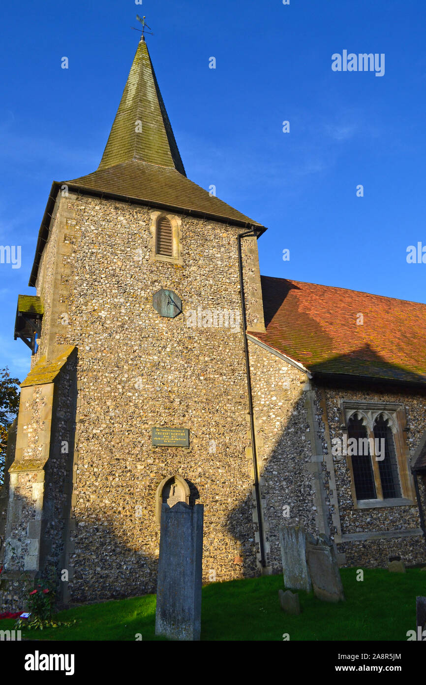 Downe churchyard hi-res stock photography and images - Alamy