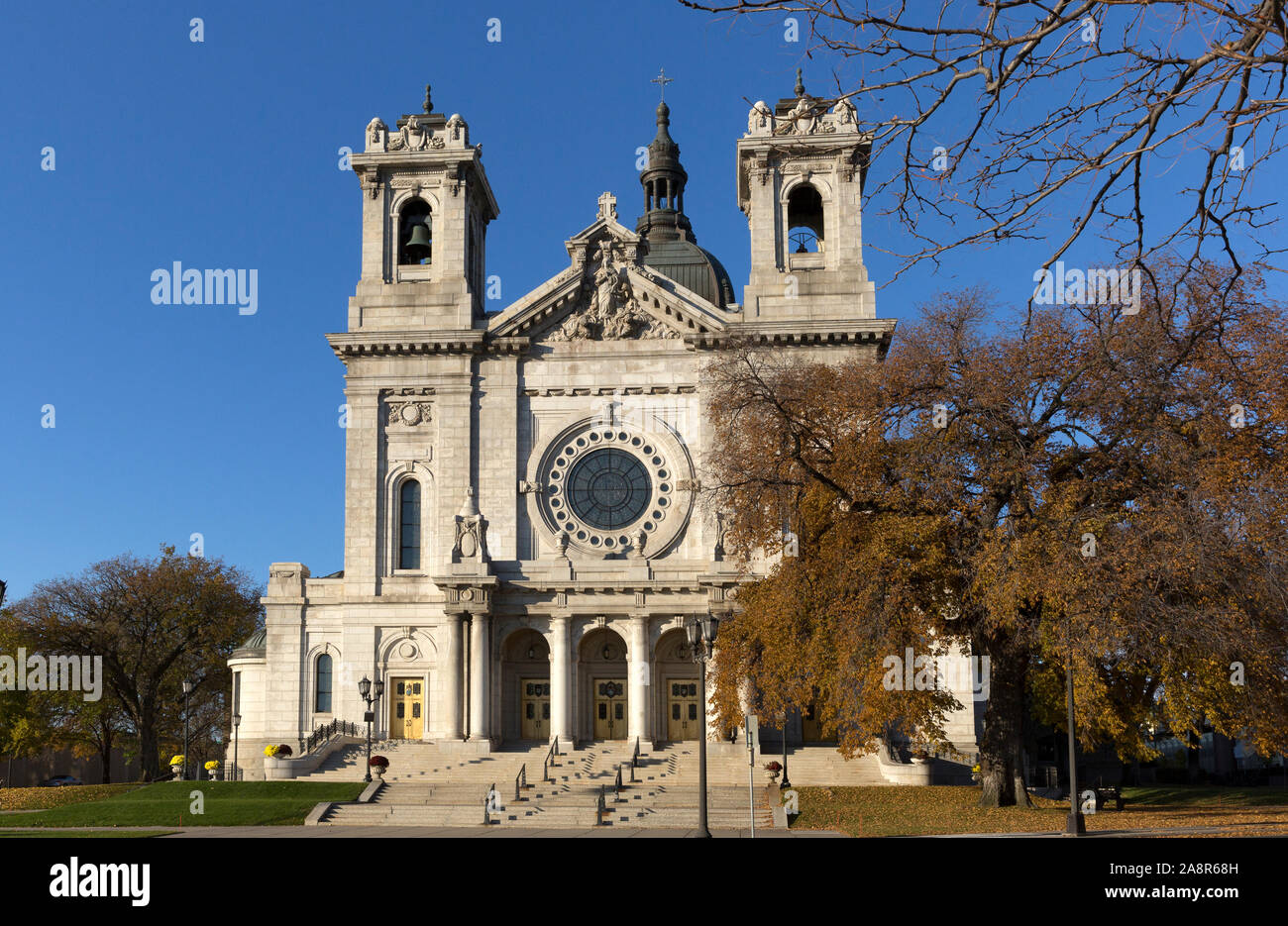 The 1907 Basilica of Saint Mary Roman Catholic Church was designed by ...