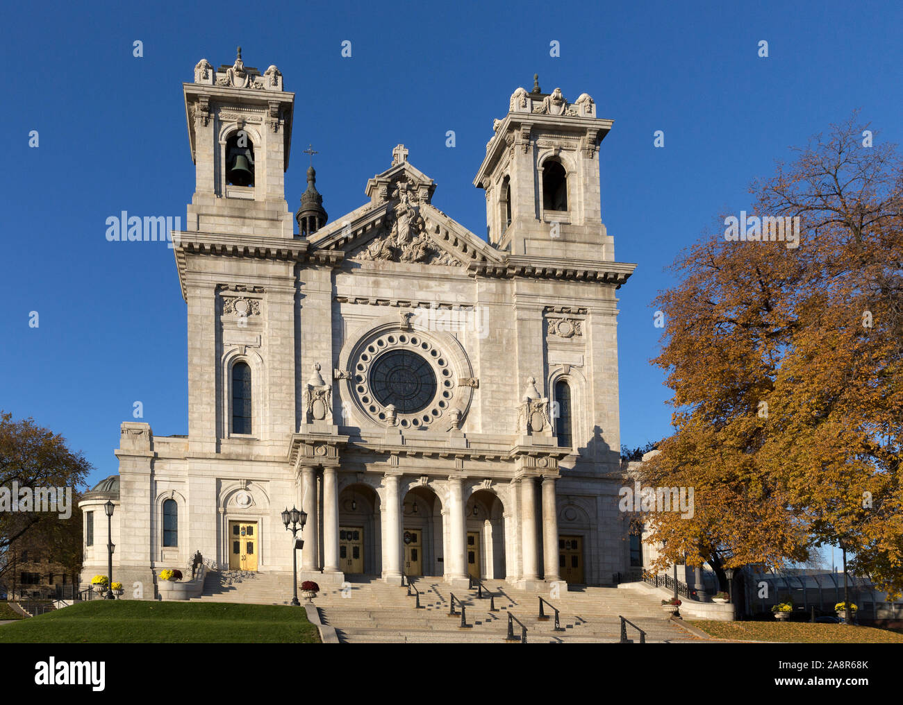 The 1907 Basilica of Saint Mary Roman Catholic Church was designed by ...