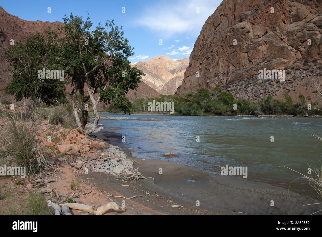 Landscapes of Mongolia, Hovd river Stock Photo - Alamy