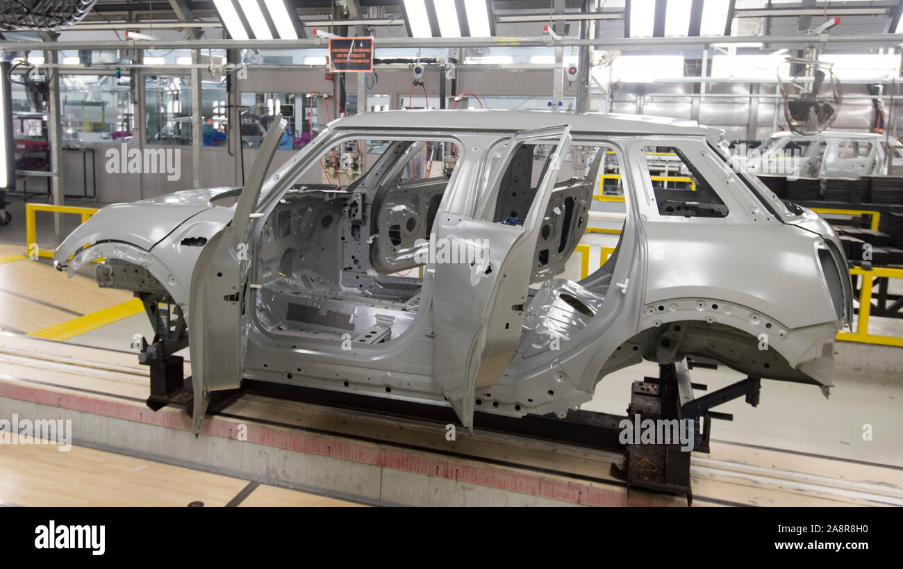 Mini cowley plant oxford hi-res stock photography and images - Alamy