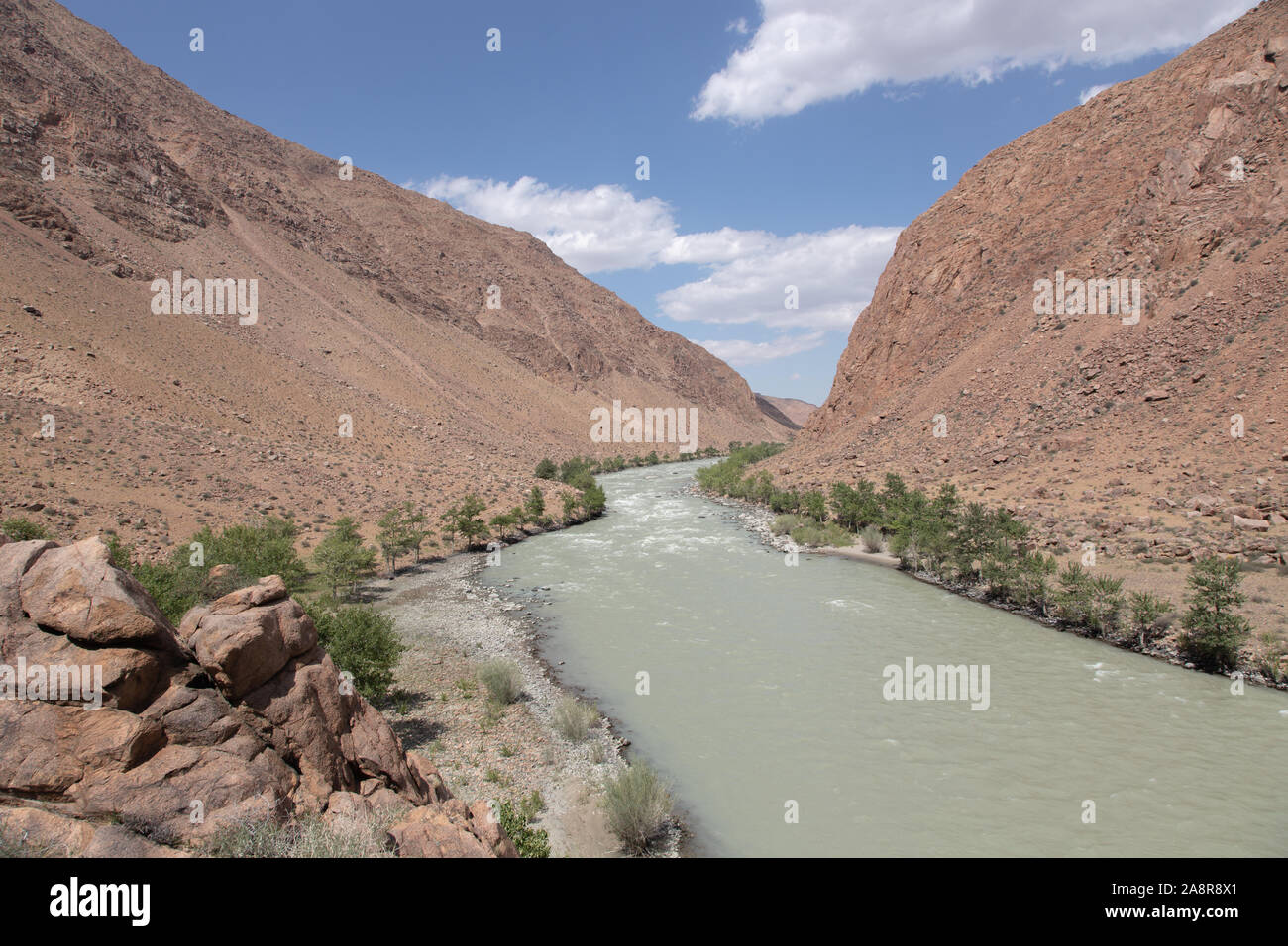 Landscapes of Mongolia, Hovd river Stock Photo - Alamy