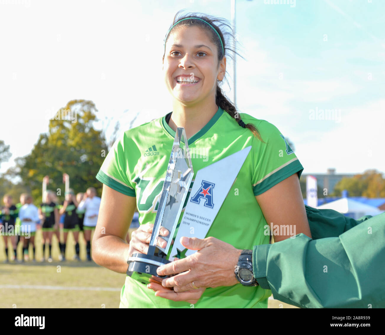 Goalie poses hi-res stock photography and images - Alamy