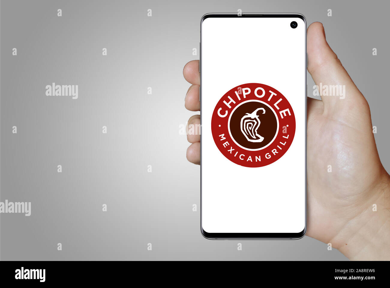 Chipotle logo on phone hi-res stock photography and images - Alamy