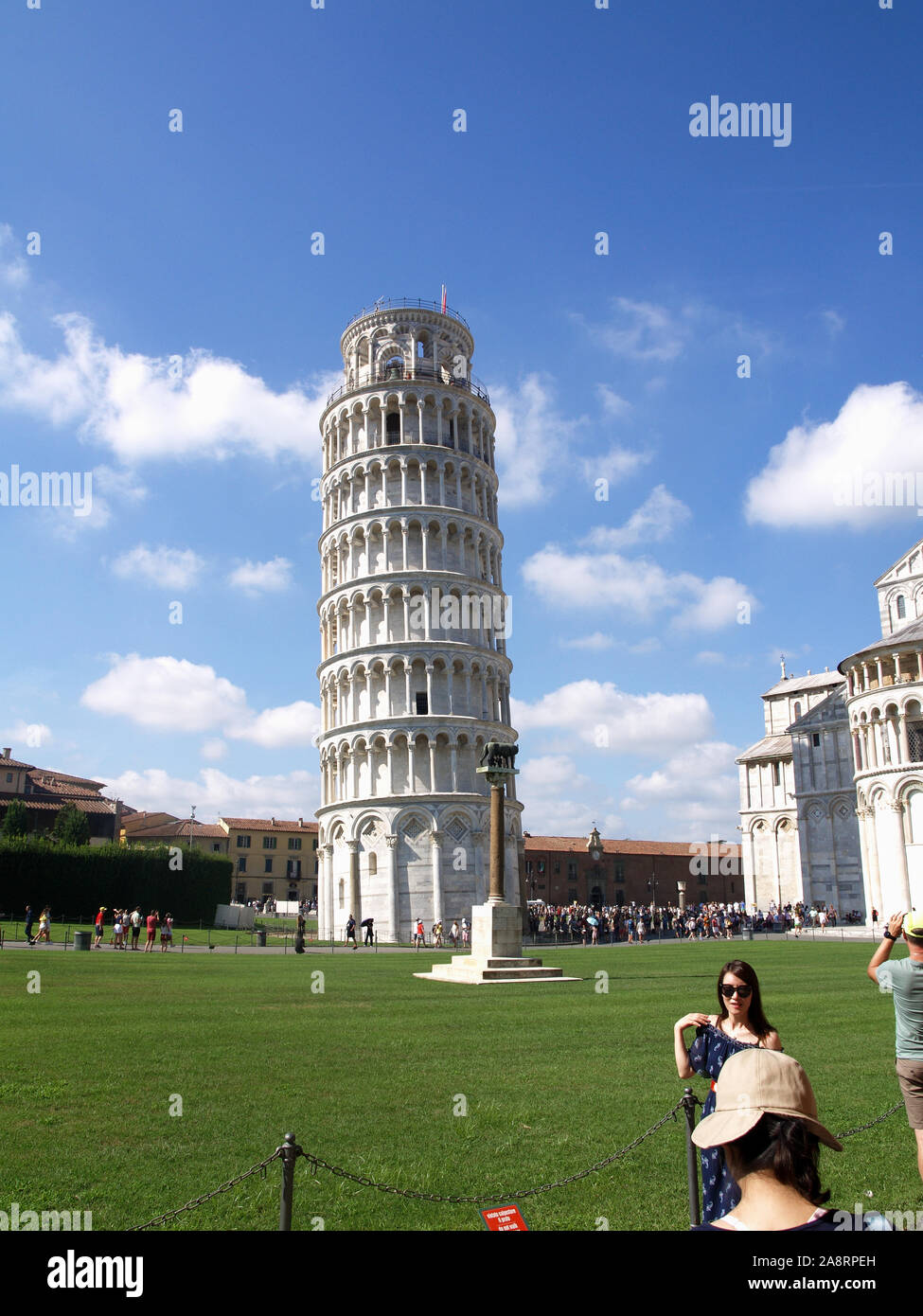 The world famous landmark of the Leaning Tower of Pisa in Italy Stock ...