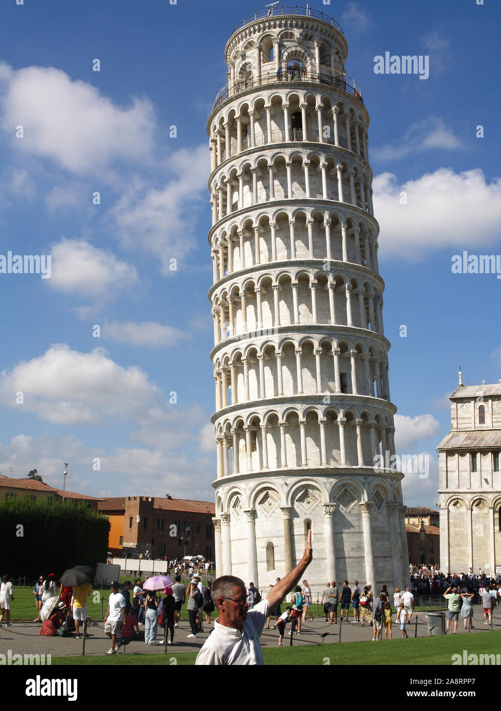 The world famous landmark of the Leaning Tower of Pisa in Italy Stock ...