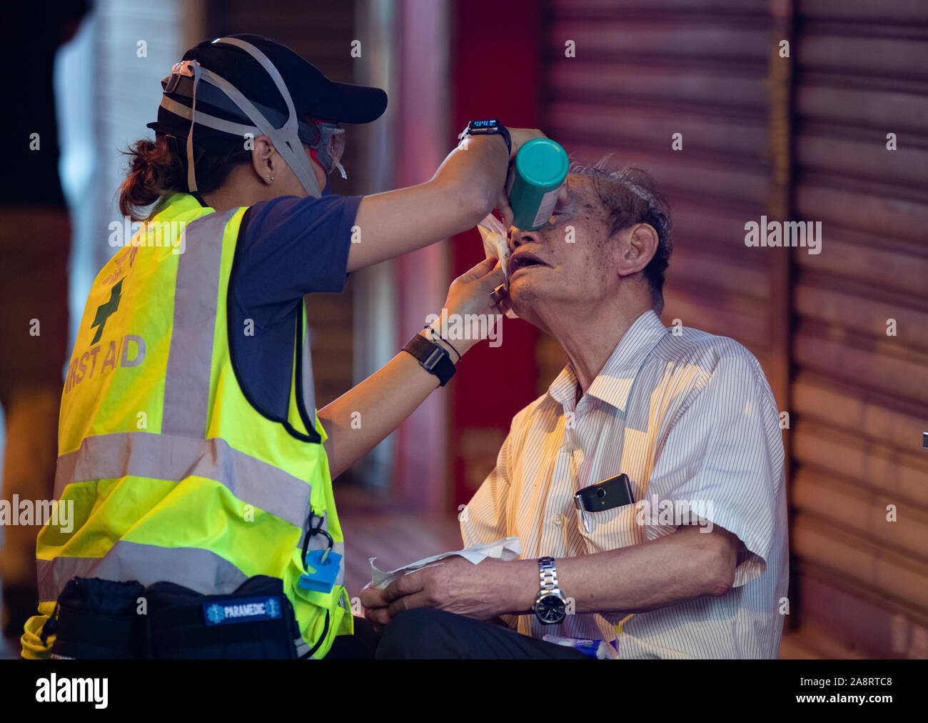 Police medic hi-res stock photography and images - Alamy