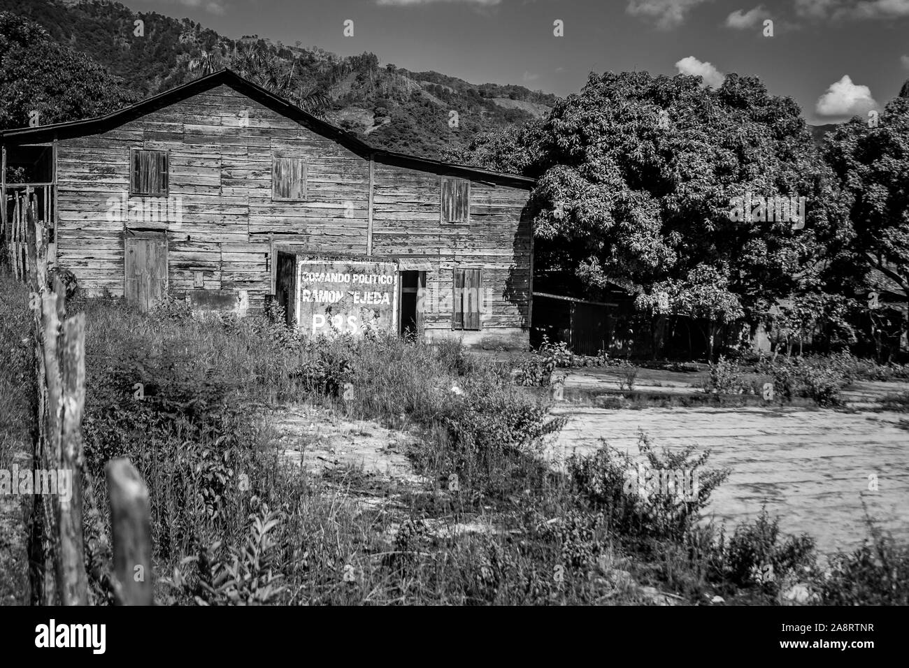 old run down wooden barn at coffee plantation in the countryside in ...