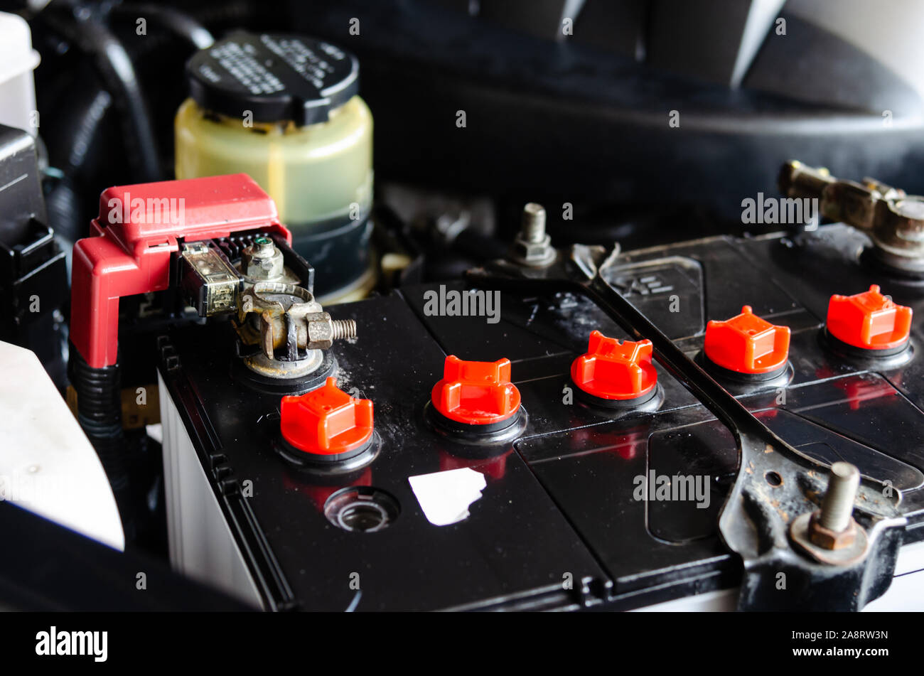 Installing battery electric car hi-res stock photography and images - Alamy