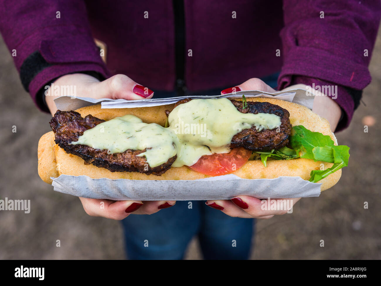 Meat and rocket hi-res stock photography and images - Alamy