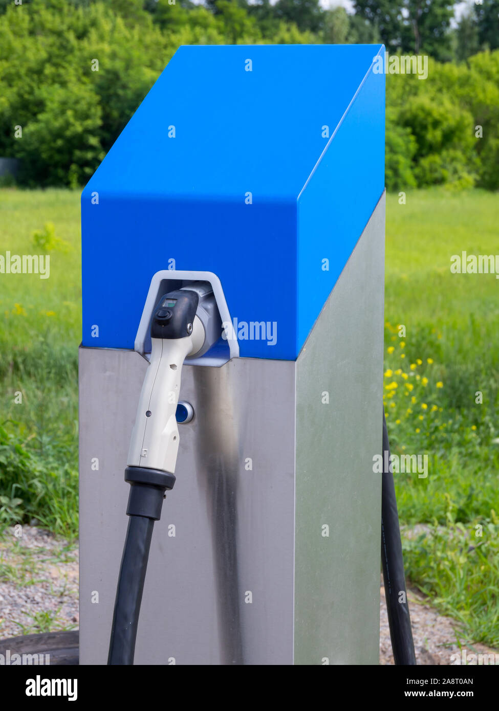 Fast charging column hi-res stock photography and images - Alamy