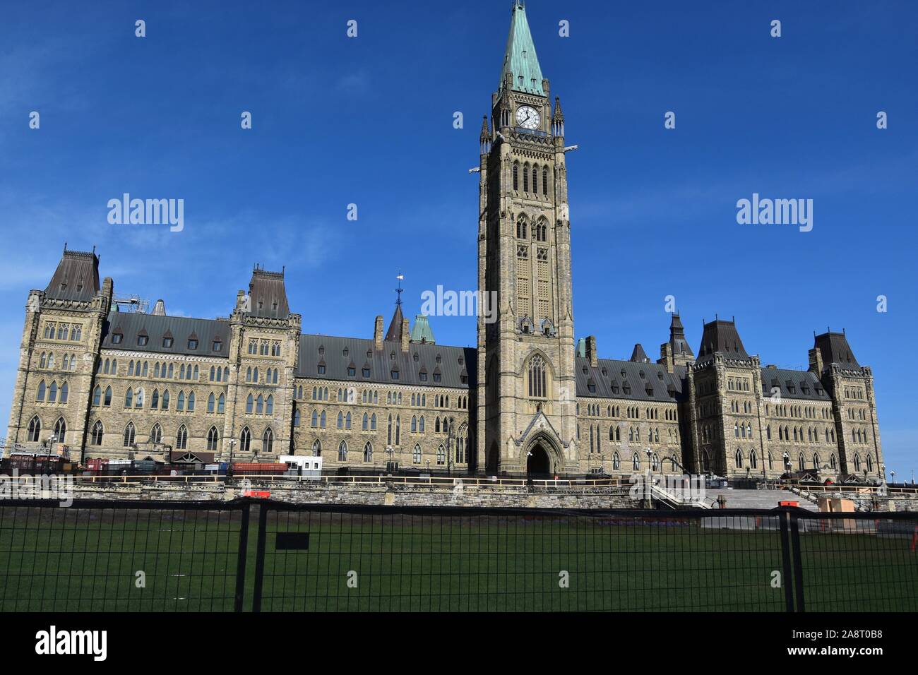 The Canadian Parliament Centre Block and the iconic Peace Tower atop ...