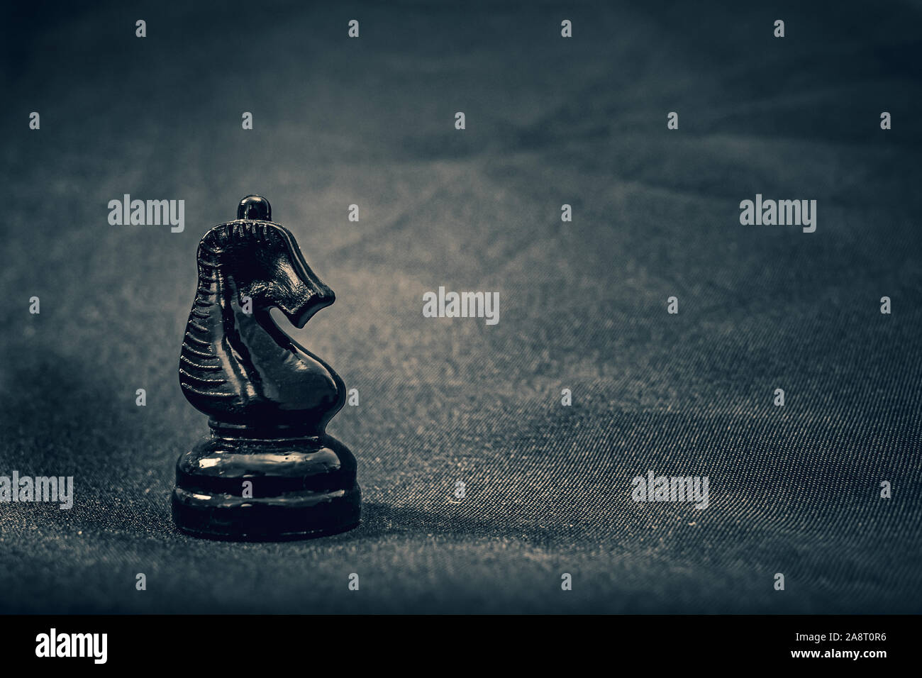 glass Black knight chess piece on dramatic background Stock Photo - Alamy