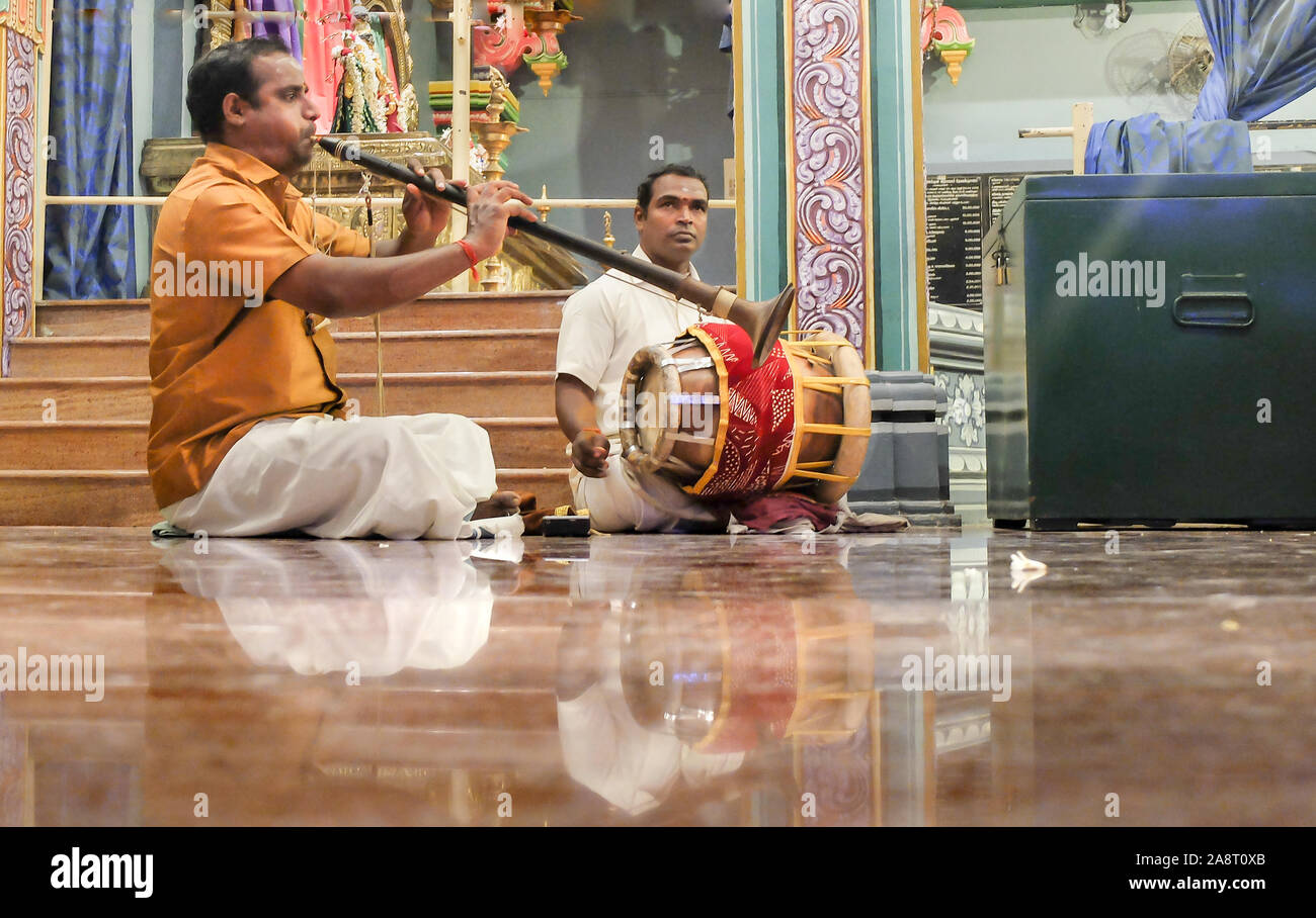 Udukai hi-res stock photography and images - Alamy