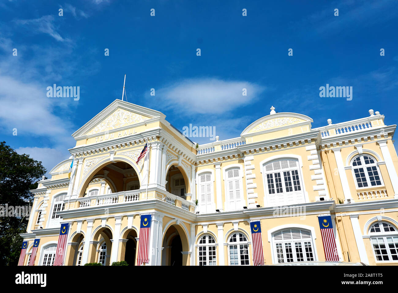 PENANG, MALAYSIA - OCTOBER 01.2019 : City Hall in George Town - Penang ...