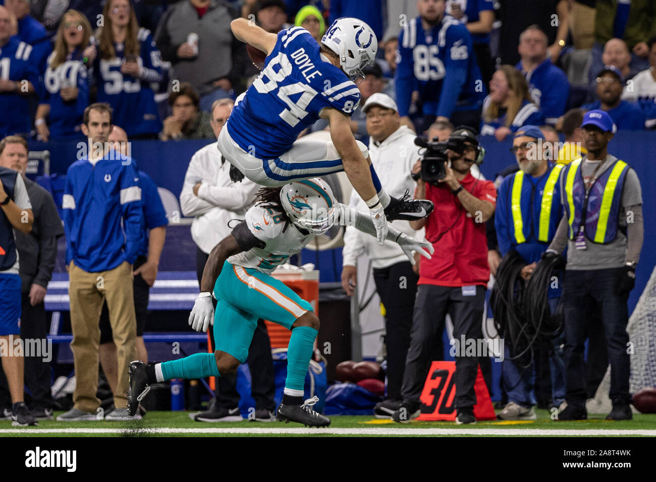 Indianapolis, Indiana, USA. 10th Nov, 2019. Indianapolis Colts tight ...